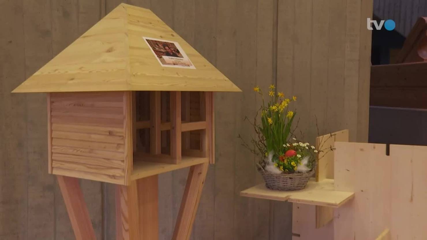 Zimmerleute präsentieren ihre Holzkunstwerke | TVO Online