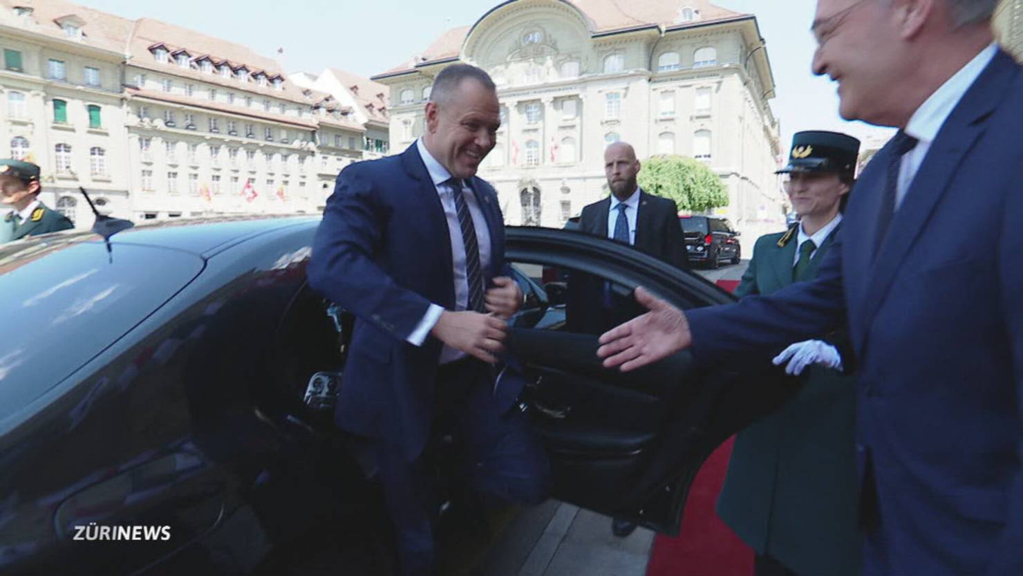 Polens Präsident zu Besuch in Bern | TeleZüri