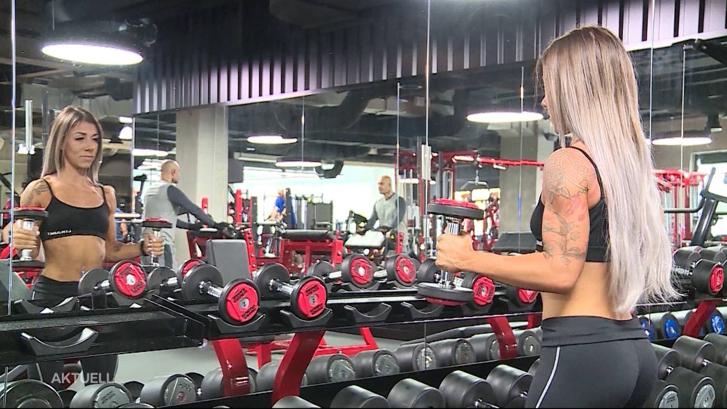 Professionelle Bodybuilderin steigt aus | TeleM1