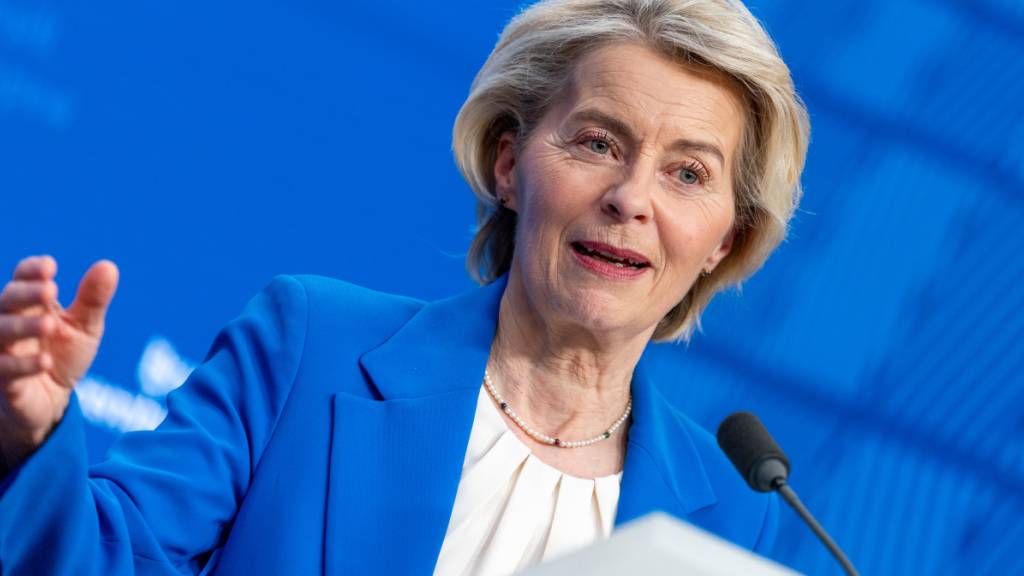 Von der Leyen sichert Grönländern Unterstützung zu | Radio Central