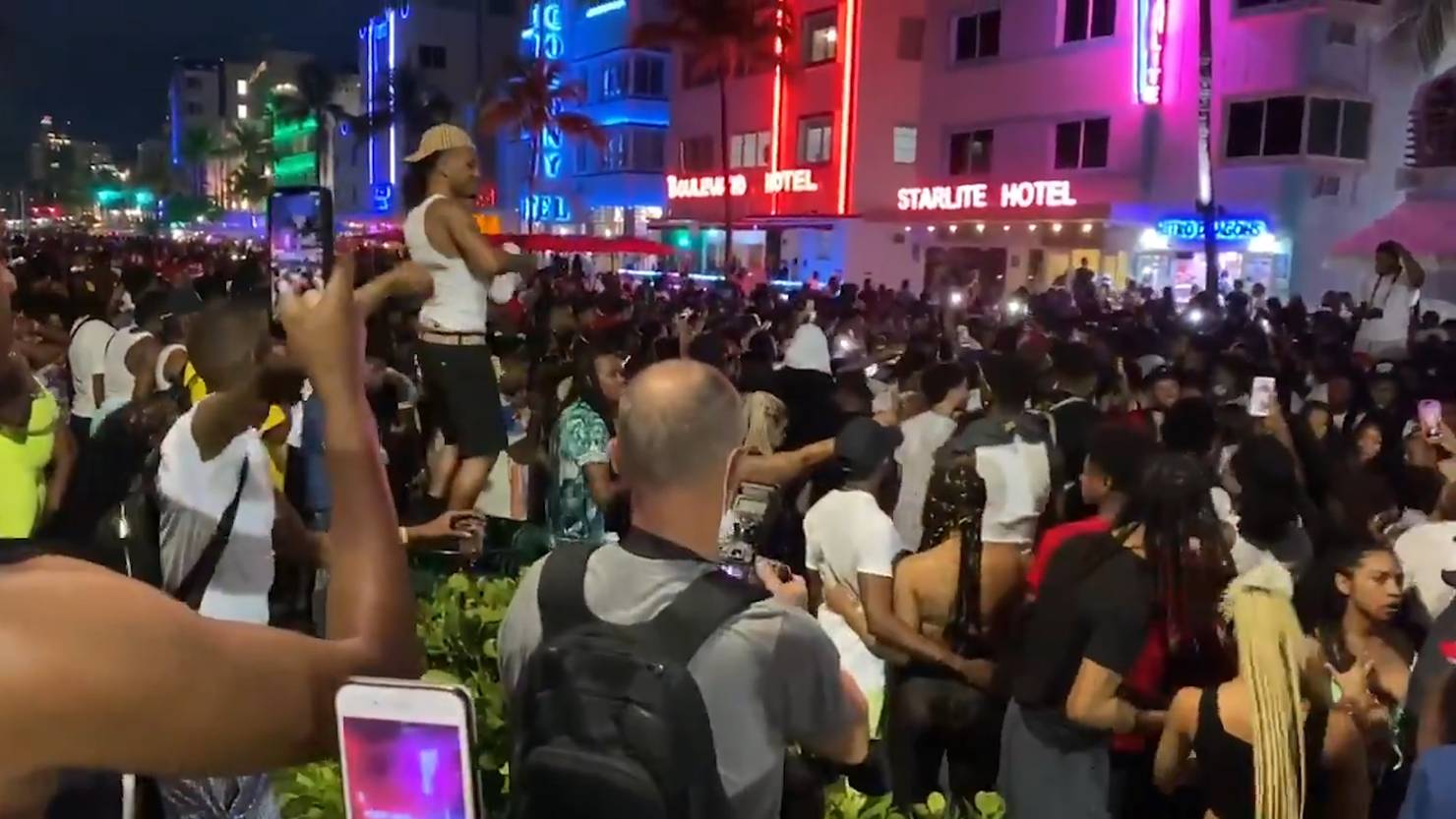 Spring Break-Parties trotz Corona: Miami ruft Notstand aus | TeleZüri