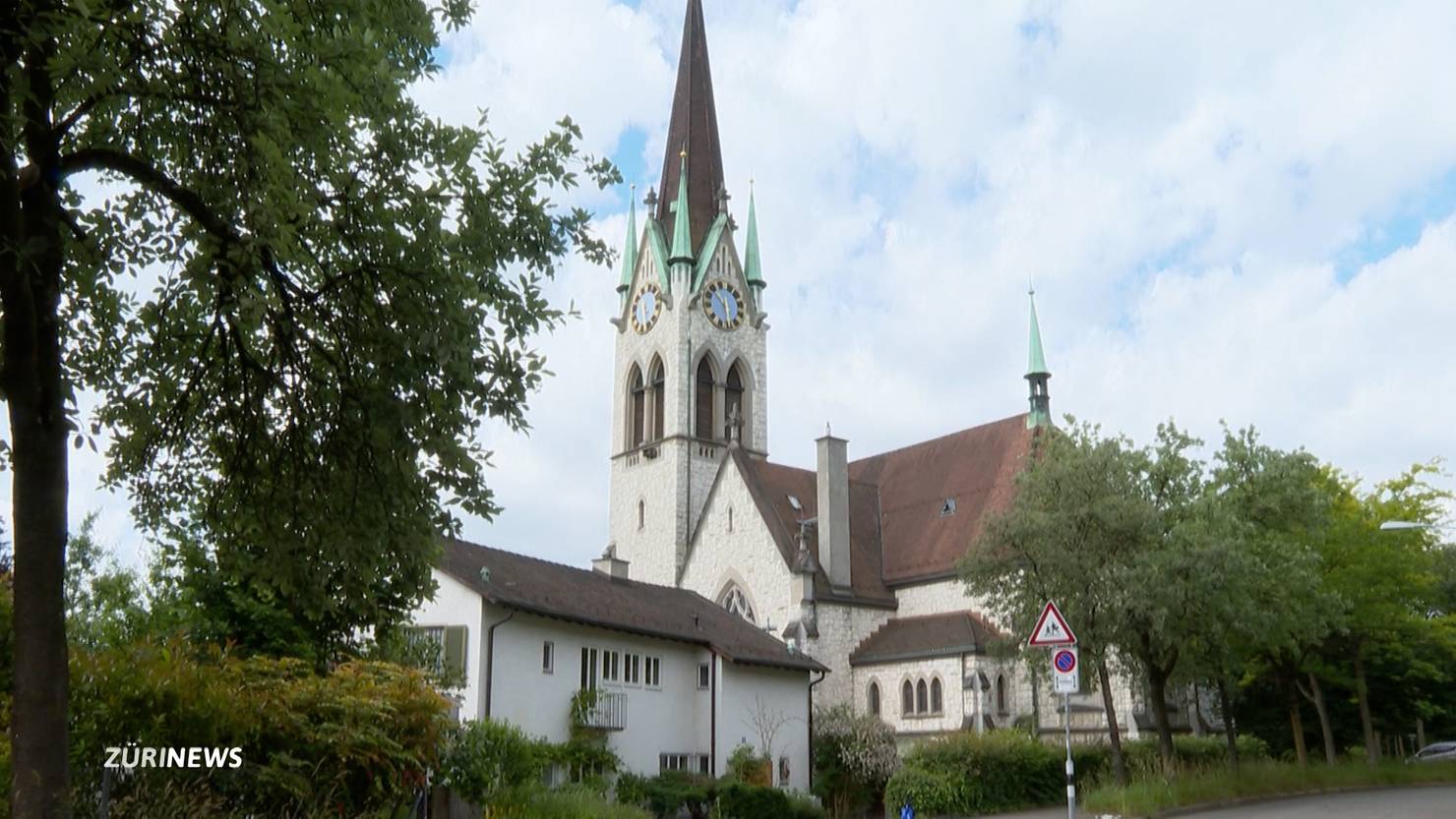 Kirche Wipkingen wird zum Schulhaus | TeleZüri