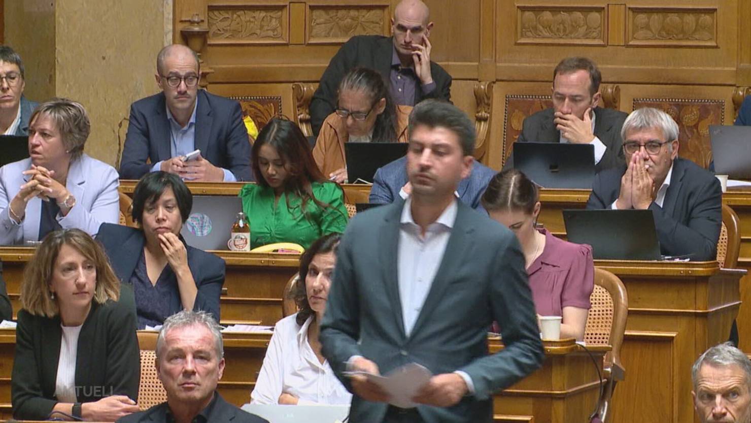 Eklat wegen Gaza: SP-Molina will Schweigeminute erzwingen | TeleM1