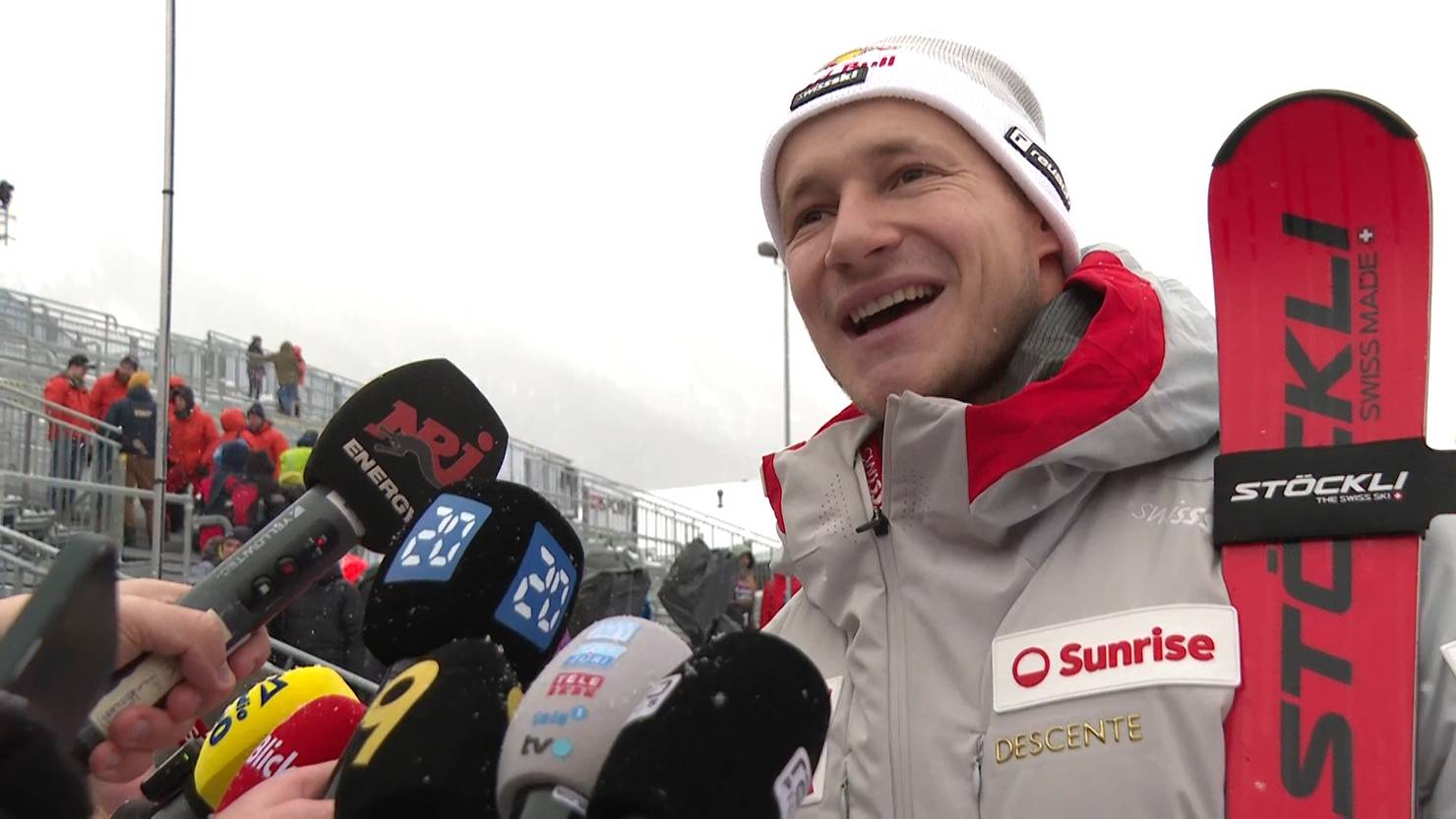 «So eine grosse Champagnerflasche haben wir noch nie bekommen»: Marco ...