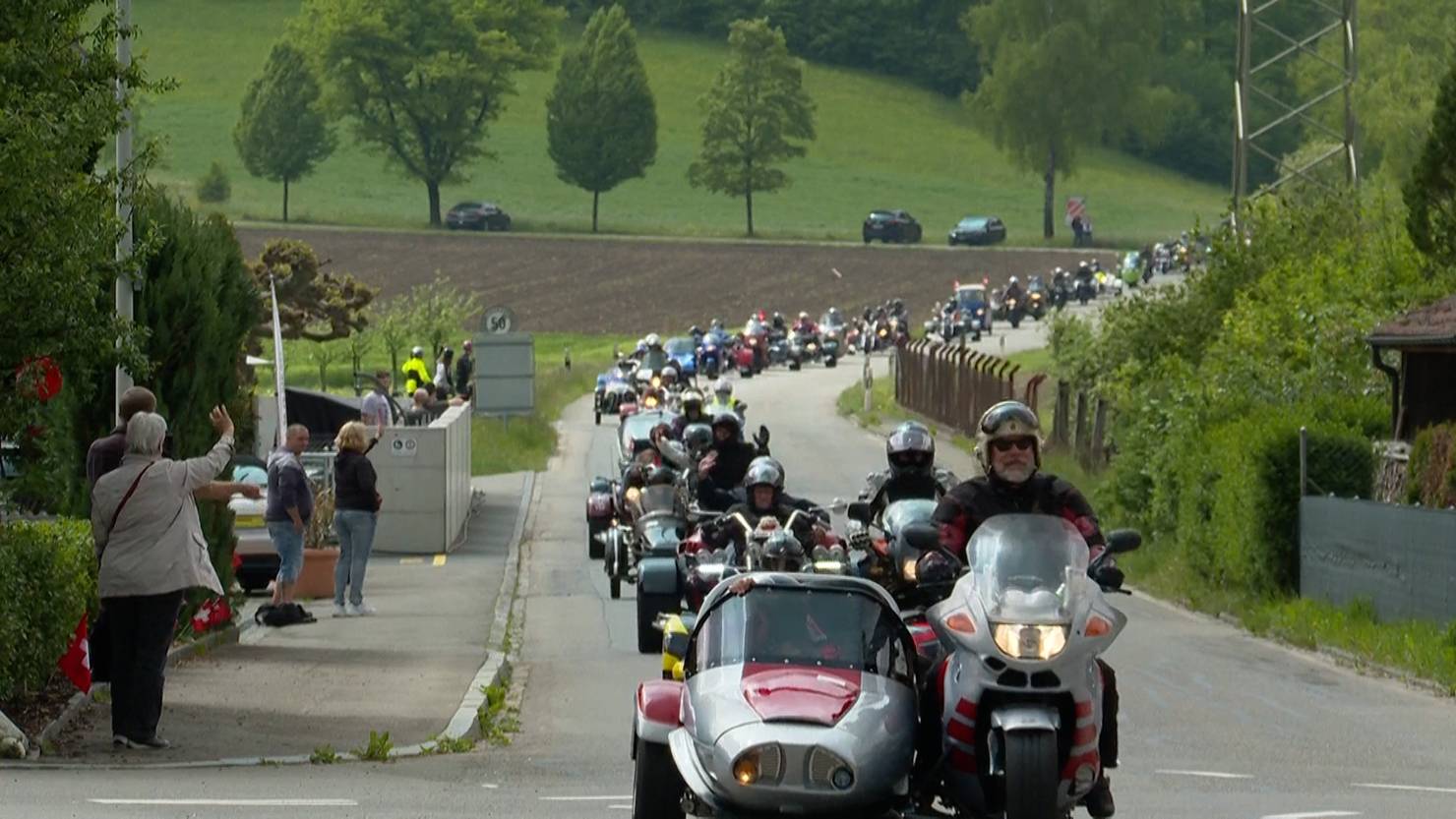 Strahlende Gesichter und röhrende Motoren: Der «Love Ride» ist zurück ...