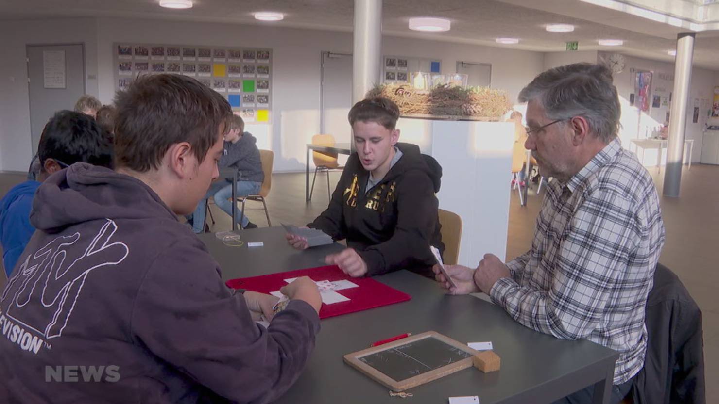 Jassen an der Schule | TeleBaern