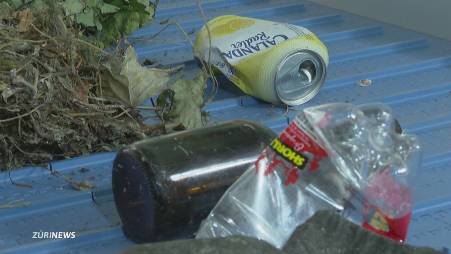 Roboter fischt Abfall aus der Limmat | TeleZüri