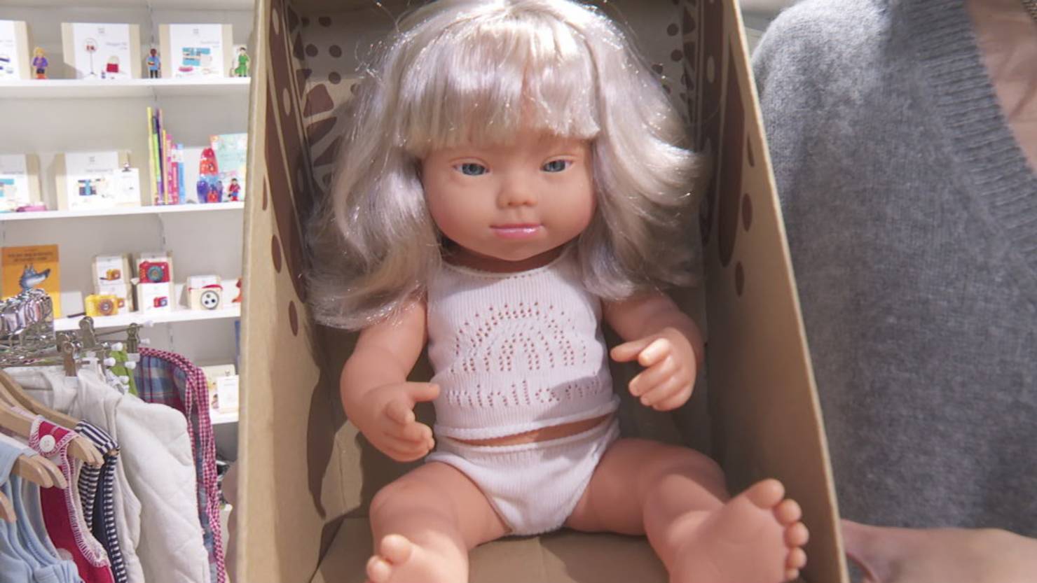 Puppe mit Trisomie 21 | TVO Online
