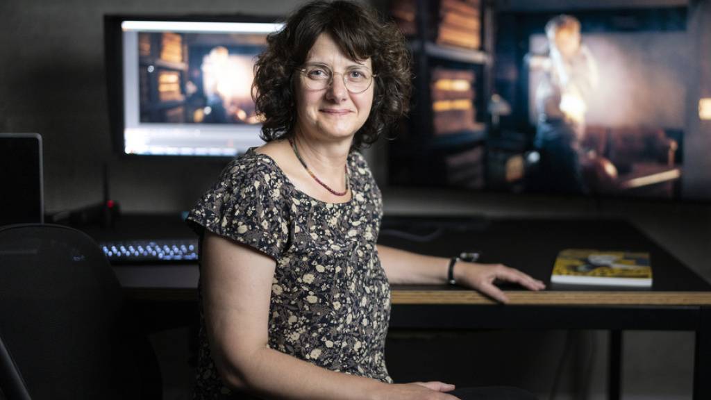 Ursula Deiss gestaltet Bilder, die live unmöglich sind | Radio Central