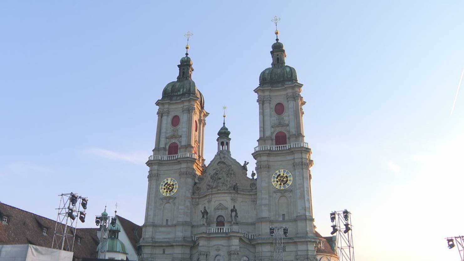 Zurück auf dem Klosterplatz: St.Galler Festspiele feiern Premiere mit ...