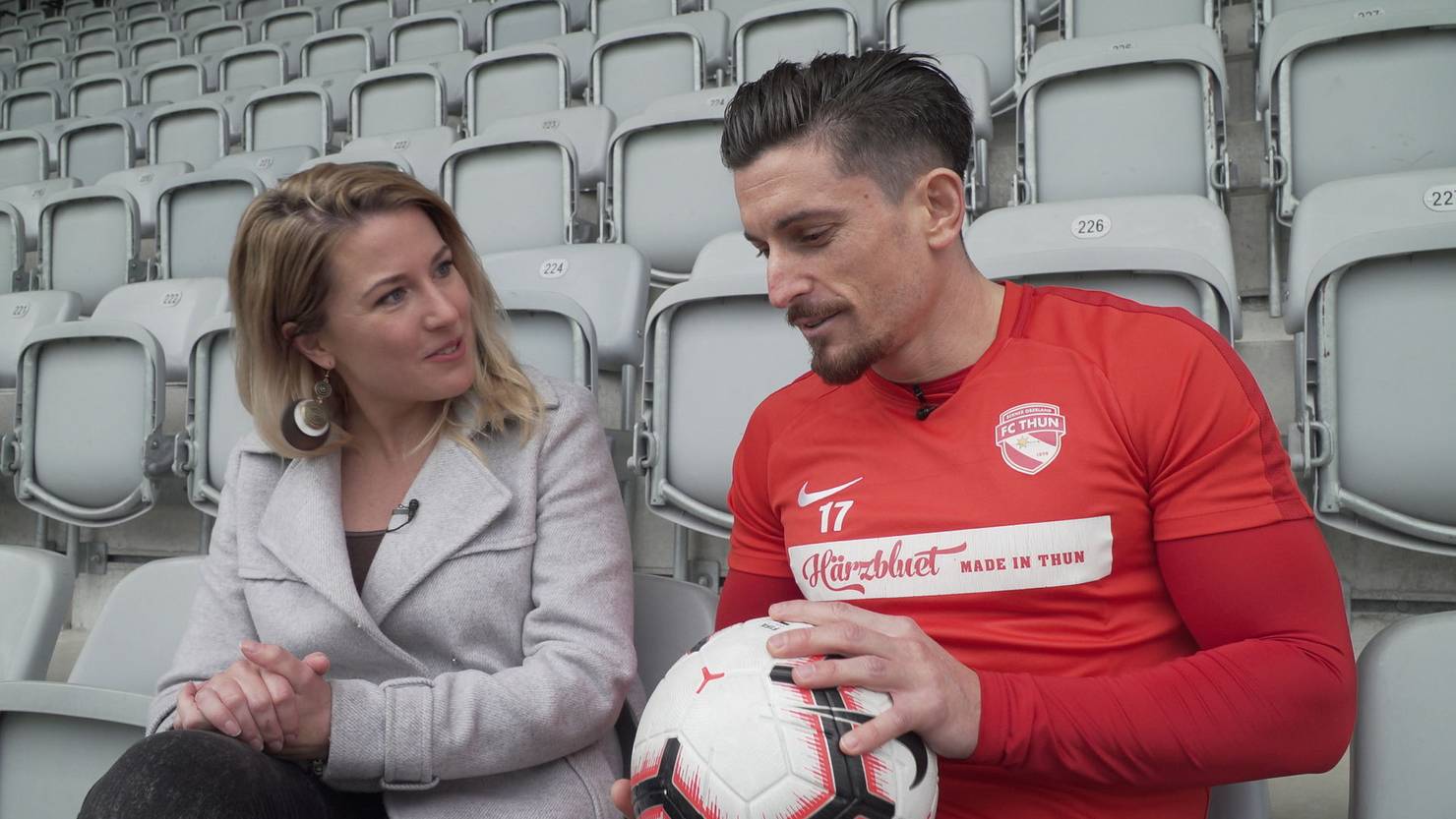 Liebe, Muskeln & Verletzungspech: Im Alltag von FC Thun-Captain Dennis ...