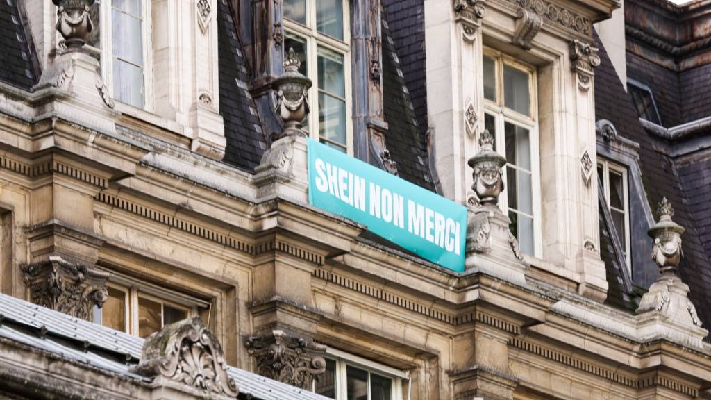 Nach Protesten: Shein verschiebt Ladenöffnungen in Frankreich | Radio ...