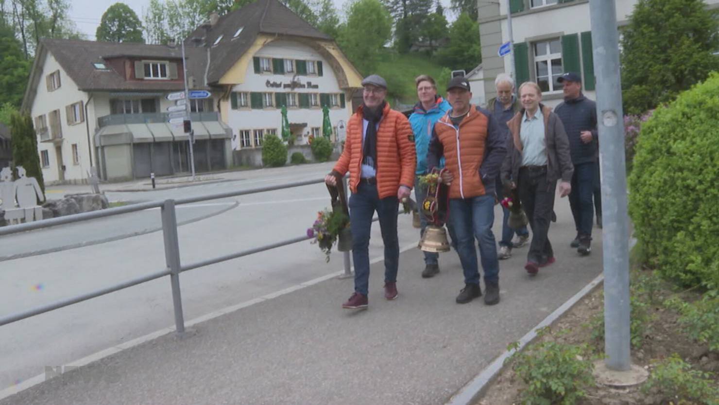 Kuhglockenlärm in Aarwangen | TeleBaern