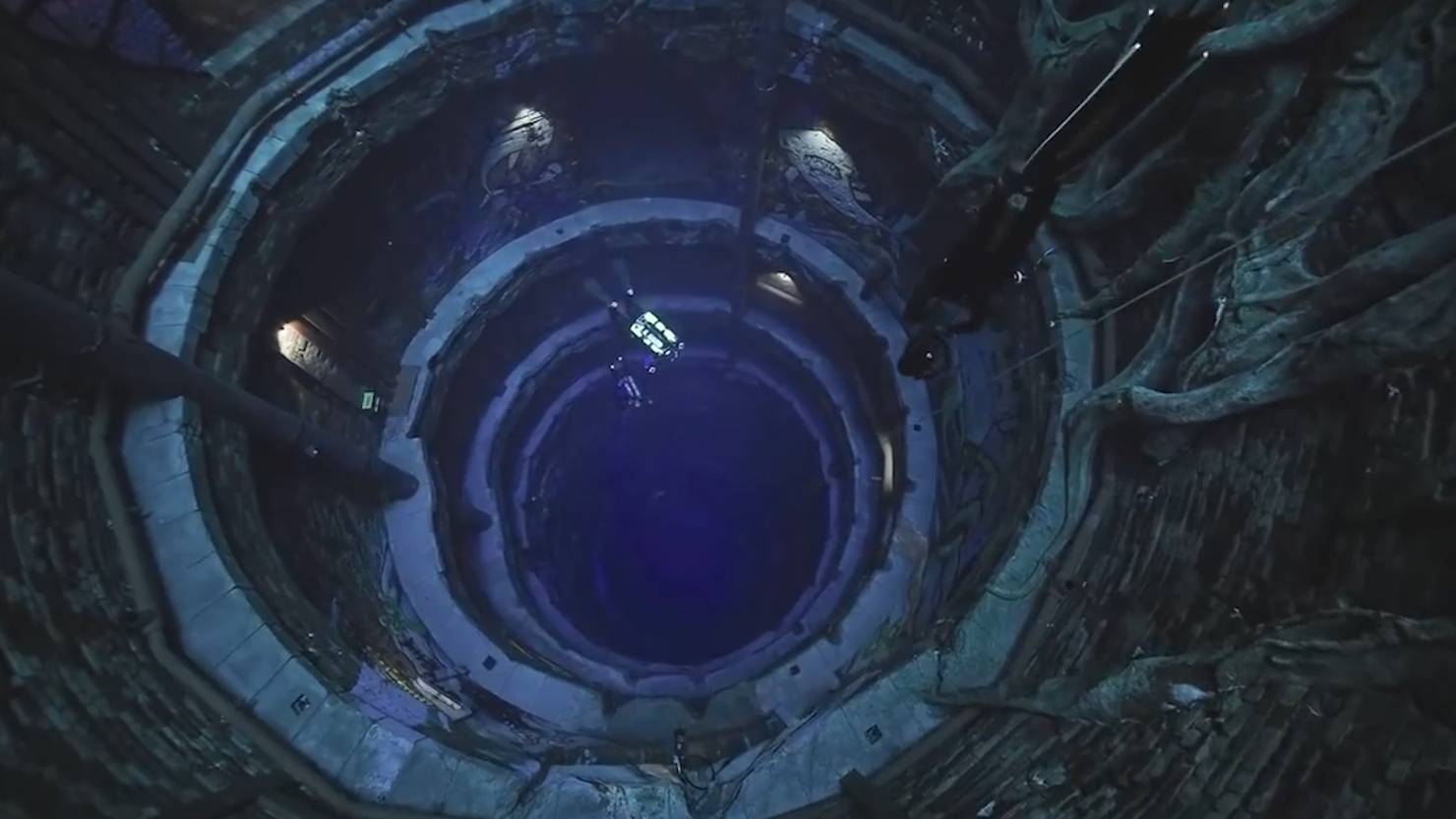 Dubai: Tiefster Pool der Welt eröffnet | TeleZüri